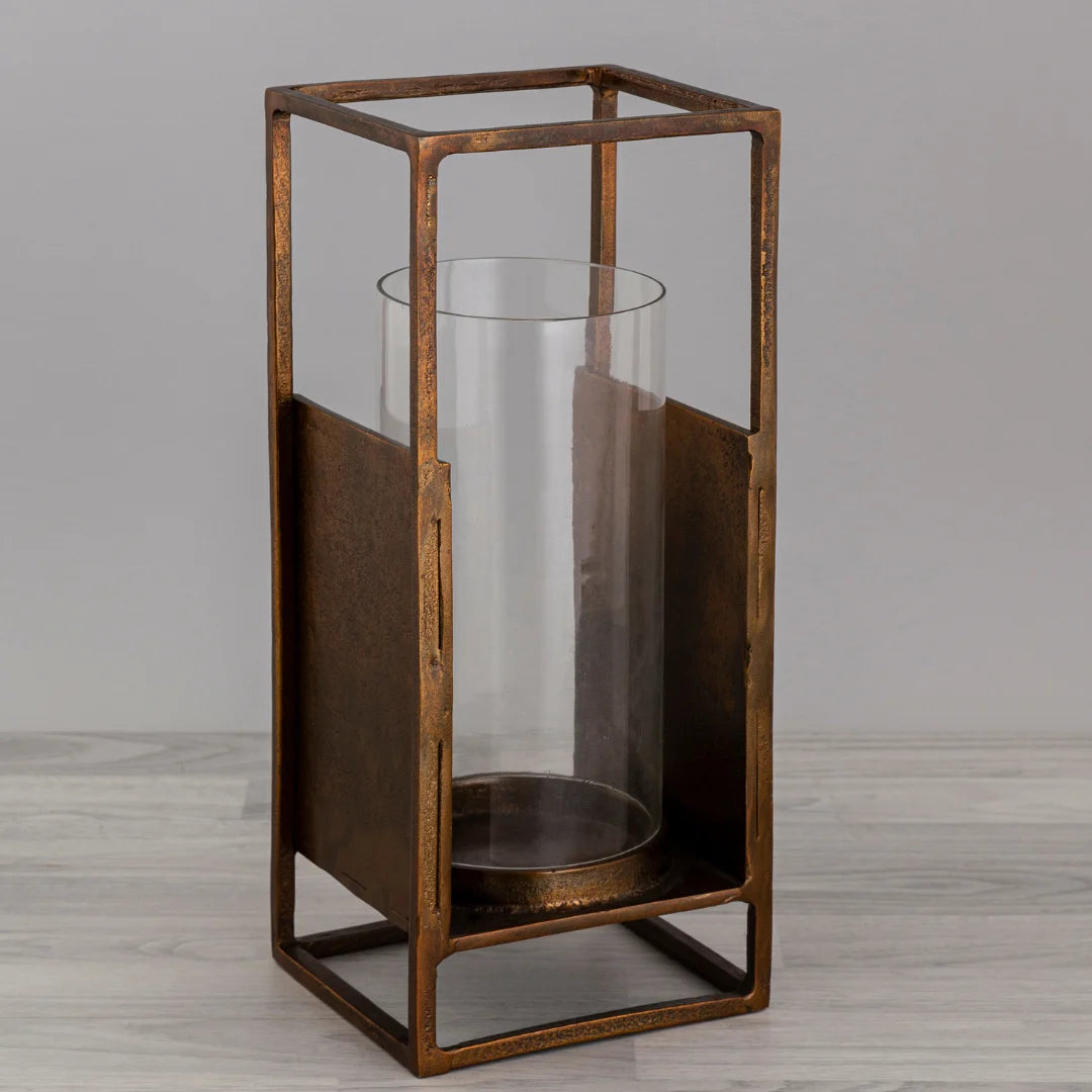 Vesta Lantern – The Living Influence